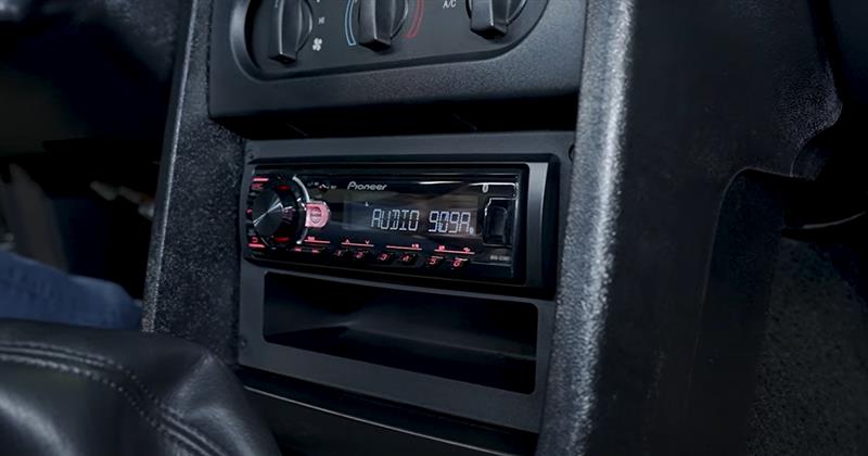 1987-1992 Fox Body Mustang Aftermarket Radio Installation