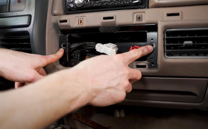 1992-1996 Ford OBS Bronco & Truck: HVAC Control Fix/Repair Bracket