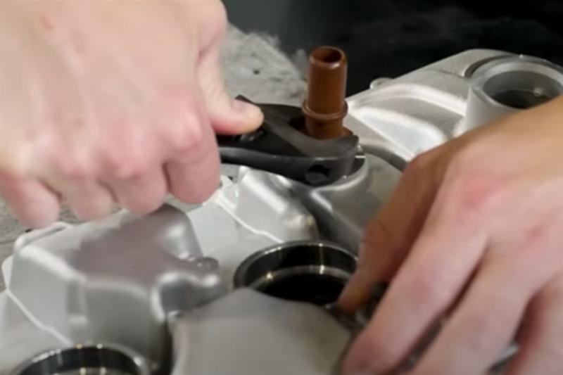 How To Install GT500 "Predator" Aluminum Cam Covers On Gen 1 & 2 Coyote Engine