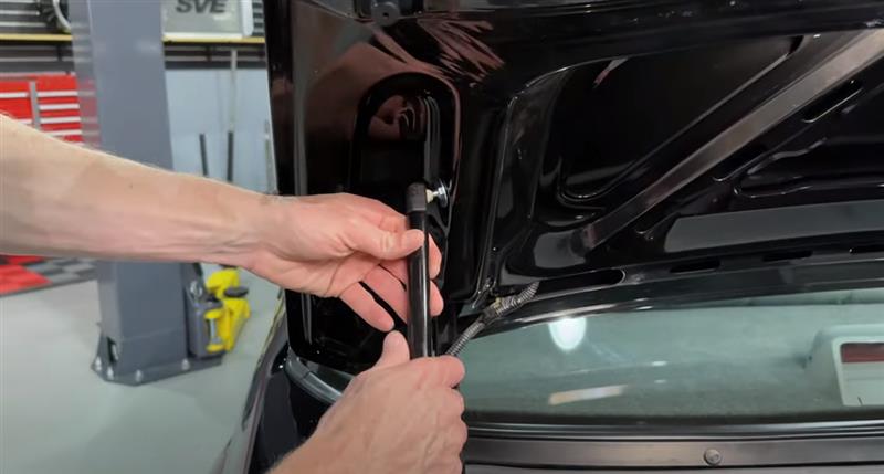 How To Install 1979-1993 Fox Body Mustang FFP Customs Trunk Lift ...