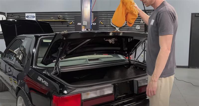 How To Install 1979-1993 Fox Body Mustang FFP Customs Trunk Lift ...